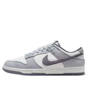 Nike Nike Dunk Low SE "Light Carbon" Sneakers Light Carbon