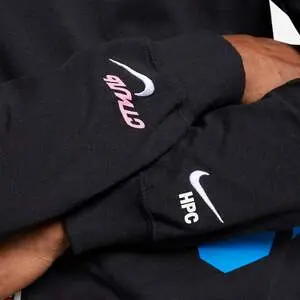 Nike Long Sleeve Tee With Graphic Accents
