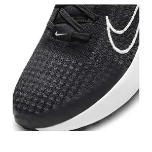 Nike Interact Run Sneakers - Black/white