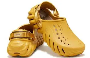 CROCS Echo Clog - Desert Grass