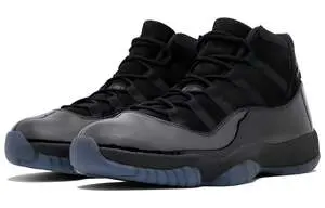 JORDAN Air Retro 'cap And Gown' High Top Sneakers - Black