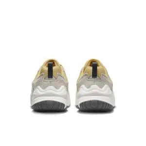 Nike Tech Hera Sneakers - Saturn Gold/light Bone/phantom