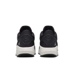 JORDAN Max Aura 5 Sneakers - Black/phantom
