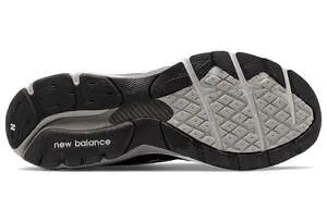 NEW BALANCE 990v3 Made In Usa Sneakers - Black/gray