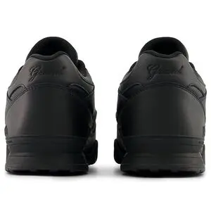 NEW BALANCE 770 Sneakers - Black