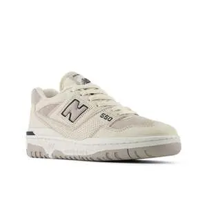 NEW BALANCE 550 Sneakers - Beige
