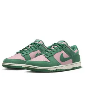 Nike Dunk Low Se Sneakers - Medium Soft Pink/malachite/sail