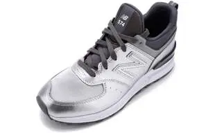 NEW BALANCE 574 B Low Top Retro Sneakers - Silver