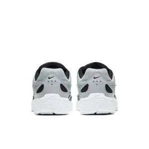 Nike P-6000 'pure Platinum' Lace-up Sneakers - Light Green