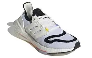 Adidas Ultraboost 22 Sneakers - Core White/core White/solar Red