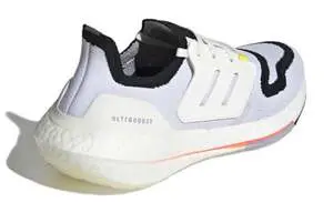 Adidas Ultraboost 22 Sneakers - Core White/core White/solar Red