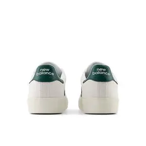 NEW BALANCE Court Shoes - White/green
