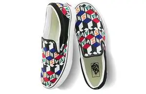 VANS Slip-on Sneakers With Graphic Print