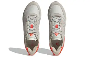 Adidas Avryn Sneakers - Cream/orange
