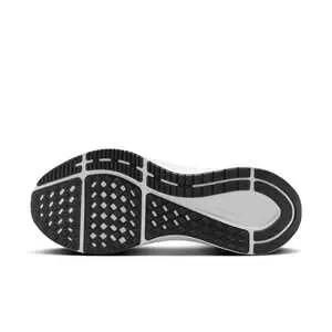 Nike Zoom Structure 25 Sneakers - Grey/black/gold