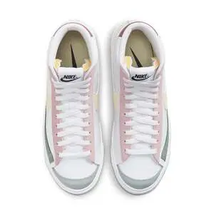 Nike Blazer Mid '77 - White/pink/green