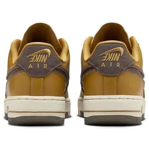Nike Force 1 Low Top Sneakers