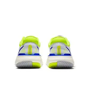 Nike Zoomx Invincible Run Flyknit Sneakers