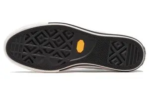 CONVERSE Chuck Taylor Leather Ox Sneakers - Black