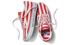 VANS X Where's Waldo? Old Skool "international Stripes" Low Top Sneakers - Red/white