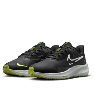 Nike Zoom Pegasus 39 Shield Sneakers - Black