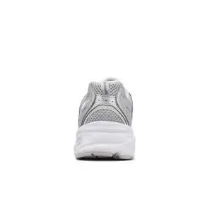 NEW BALANCE 530 Sneakers - Silver/grey
