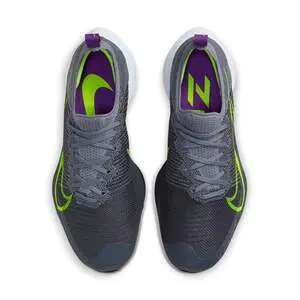 Nike Zoom Tempo Next% Flyknit - Grey/green