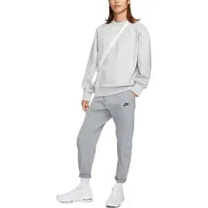 Nike Forward Crew - Default Colorway