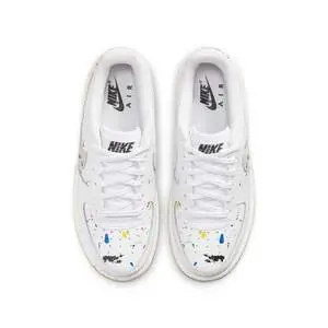 Nike Force 1 Lv8 3 Low Top Sneakers