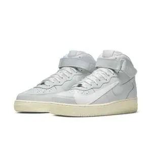 Nike Force 1 Mid Sneakers
