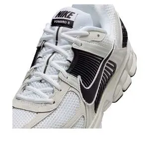 Nike Zoom Vomero Athletic Sneakers - White/black