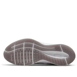 Nike Quest 4 Premium Sneakers - Light Grey/white