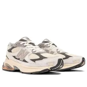 NEW BALANCE 2010 "cream Grey" Sneakers