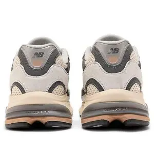 NEW BALANCE 2010 "cream Grey" Sneakers