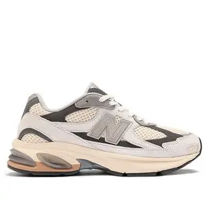 NEW BALANCE 2010 "cream Grey" Sneakers