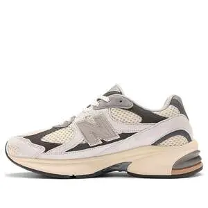NEW BALANCE 2010 "cream Grey" Sneakers - Grey/white