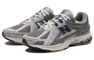 NEW BALANCE 1906r Low Top Sneakers
