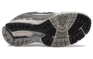 NEW BALANCE 1906r Low Top Sneakers