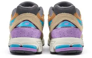 NEW BALANCE 2002r J.crew Sneakers - Incense