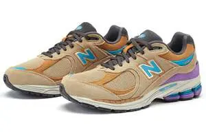 NEW BALANCE 2002r J.crew Sneakers - Incense