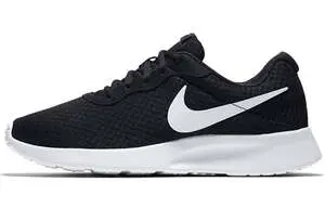 Nike Tanjun Sneakers - Black