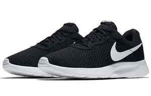 Nike Tanjun Sneakers - Black