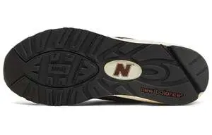 NEW BALANCE 990v2 Made In Usa Sneakers - Brown/beige/cream