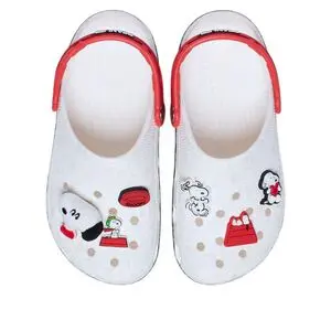 CROCS X Peanuts Snoopy Classic Clog