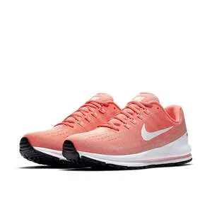 Nike Zoom Vomero 13 Athletic Sneakers