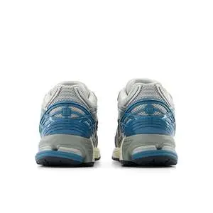 NEW BALANCE 1906r "silver Metallic" Sneakers