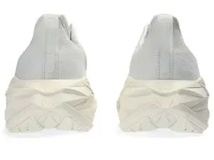 Asics Novablast 4 Athletic Sneakers - White/beige