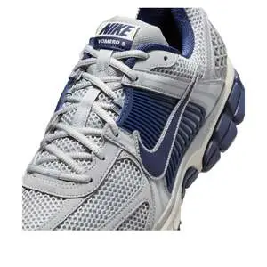 Nike Zoom Vomero 5 Sneakers
