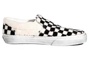 VANS Classic Slip-on Sherpa Sneakers - Black