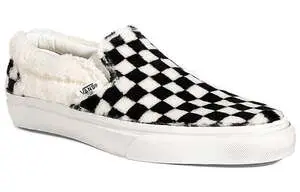 VANS Classic Slip-on Sherpa Sneakers